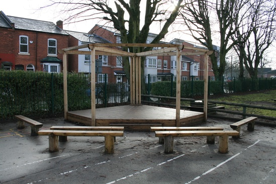 Bespoke playground stages and performance areas | Setter Shelters | ESI ...
