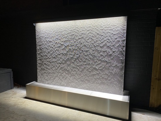 The AquaVeil® luxury bespoke water wall - The Enigma™ | Tills ...