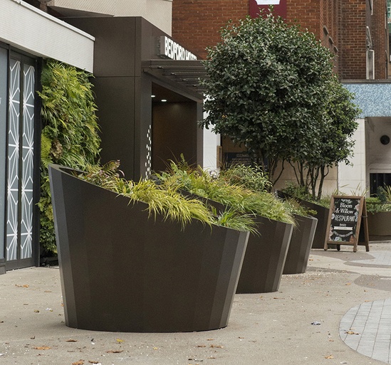 Bespoke steel planters for exterior of London hotel | IOTA | ESI ...