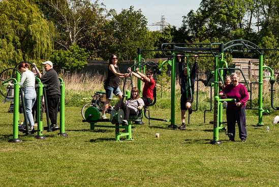 Outdoor community gym - Kingsmead Park | Fresh Air Fitness | ESI ...