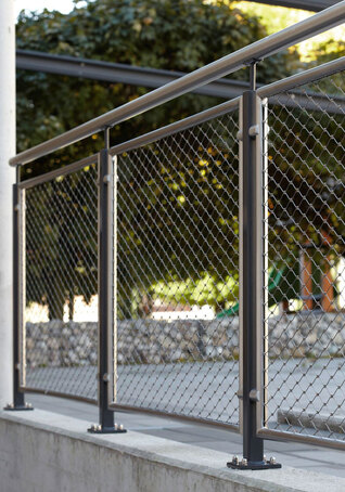 Webnet Frames - bespoke stainless steel mesh panels | MMA Architectural ...