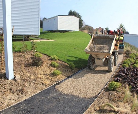 AluExcel pathway edging for Seaview Village holiday park | Kinley | ESI ...