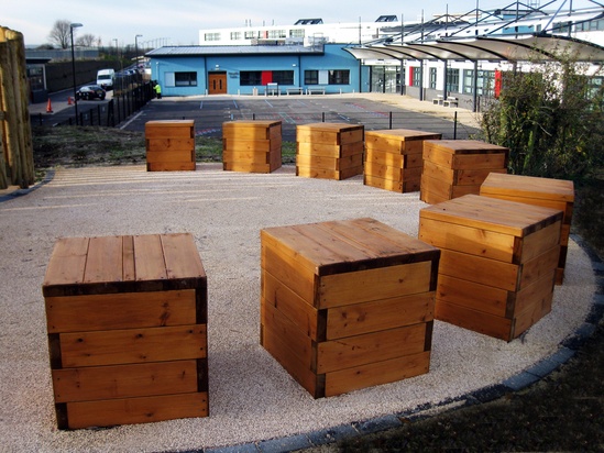 Sheldon Single User Cubed Bench Seating Pod - SBN314 | Langley Design ...