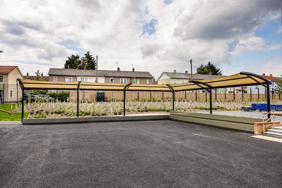 Kidbrooke Park Primary School, London | Langley Design Street Furniture ...