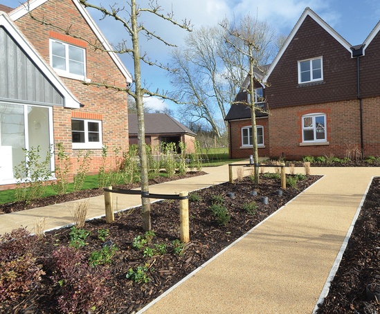 Clearstone® porous resin bound footpath surfacing | Clearstone Paving ...