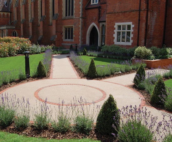 Clearstone® porous resin bound footpath surfacing | Clearstone Paving ...