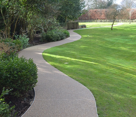 Resin bound permeable pathways for London development | Clearstone ...