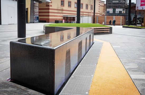 Eight water features for Lakeside shopping centre | Fountains ...