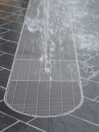 Dry plaza water feature - Lyric Square, Hammersmith | Fountains Direct ...