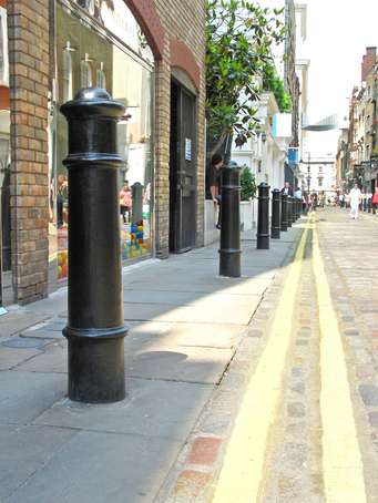 CAN 500 Cannon cast iron bollard | Furnitubes | ESI External Works