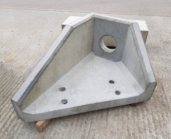 Angled precast concrete headwalls | Althon | ESI External Works