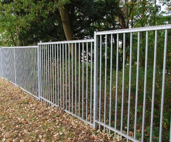 Sentry® vertical bar perimeter fencing | Jacksons Fencing | ESI ...