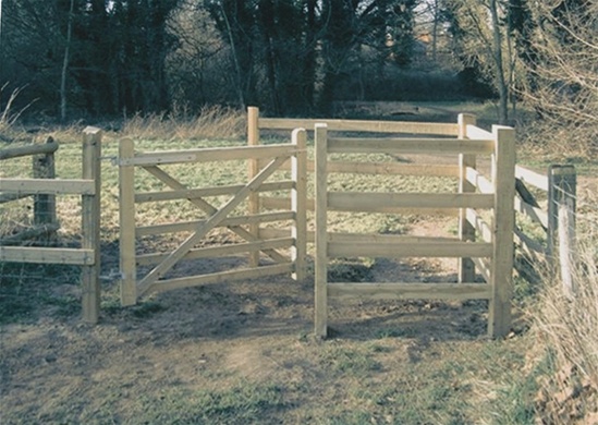 Timber mobility kissing gate | Jacksons Fencing | ESI External Works