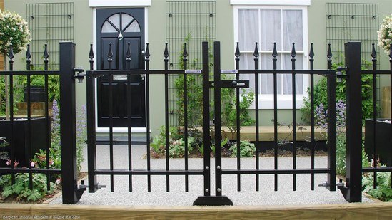 Barbican Imperial® residential railings | Jacksons Fencing | ESI ...