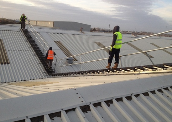 Safe stepped aluminium walkway for factory rooftop | Kee Safety | ESI ...