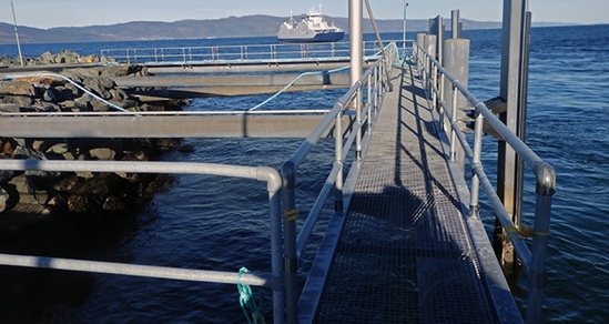 Long-lasting galvanised railings in marine environment | Kee Safety ...