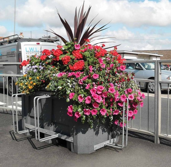 Pedal Park combined planter and cycle stand | Plantscape | ESI External ...