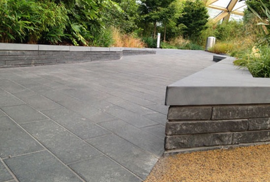 Stone paving, cladding and skirting – Crossrail Station | Pomery ...