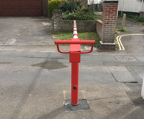 AUTOPA slimline manual rising arm barrier | AUTOPA | ESI External Works