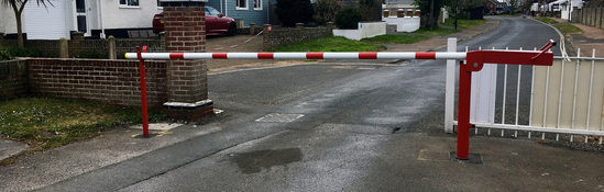 AUTOPA slimline manual rising arm barrier | AUTOPA | ESI External Works