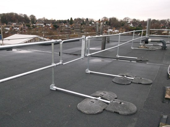 KeeGuard® free-standing roof edge guardrail system | Safesite | ESI ...