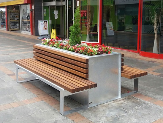 Wideboy steel and hardwood planter seat | Citysquared | ESI External Works