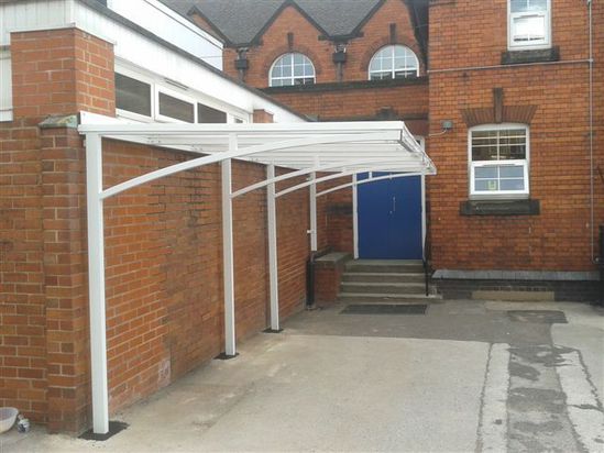 Bespoke parent waiting shelter, Herons Cross Primary | NBB Outdoors ...