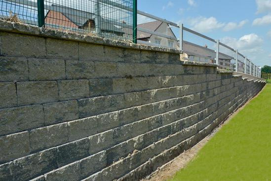 Secura Grand Concrete Retaining Walls | Tobermore | ESI External Works