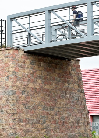 Secura Grand Concrete Retaining Walls | Tobermore | ESI External Works