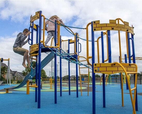 Castle Multiplay System | Wicksteed Playgrounds | ESI External Works