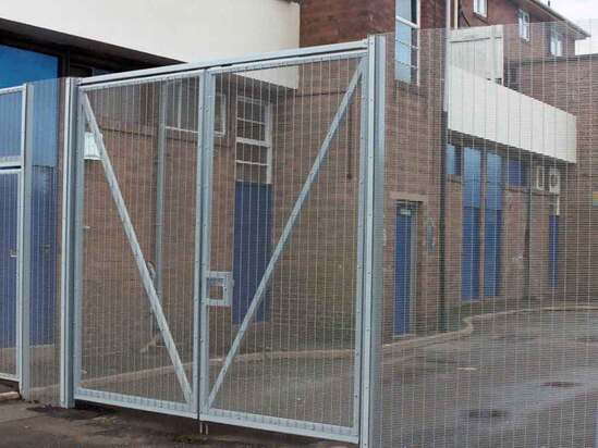 358 vehicle gates | Zaun | ESI External Works