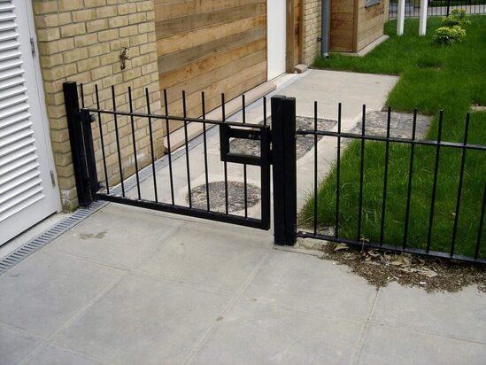 Vertical solid bar steel railings | Zaun | ESI External Works