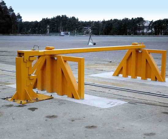 GC1100CR PAS 68 high-impact hinged security gate | Avon Barrier | ESI ...