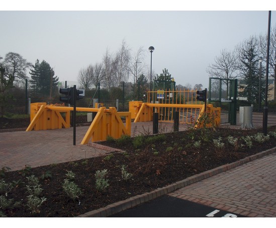 EB950CR Armstrong security barrier | Avon Barrier | ESI External Works