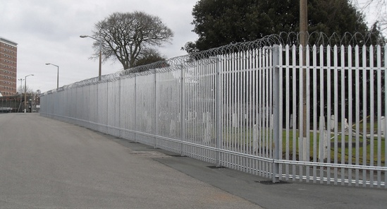 High-security palisade fencing for Devonport Naval Base | Barkers ...