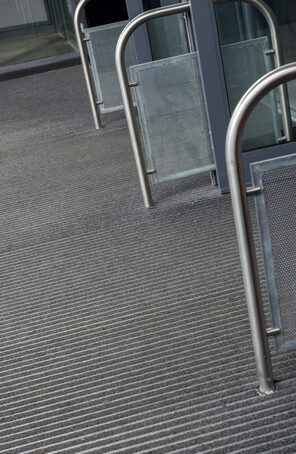 Retail park entrance matting – Soar at intu Braehead | Construction ...
