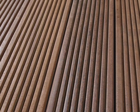 Hi-Grip Standard - grooved timber decking | CTS Bridges | ESI External ...