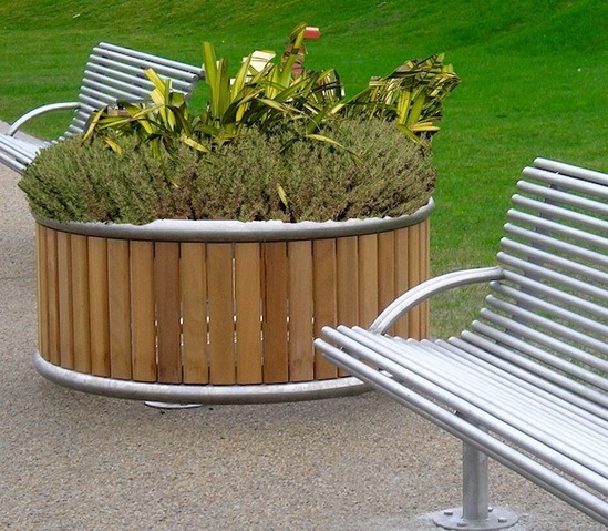 Shoreline SLPL contemporary circular planters | Benchmark Design | ESI ...