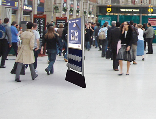 Publicity and information display cases | Trueform | ESI Interior Design