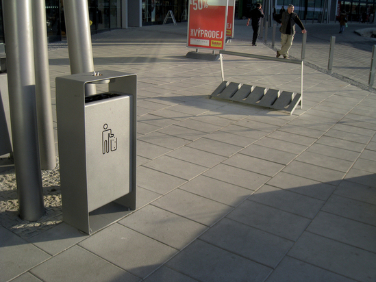 Radium steel litter bin with ash tray | mmcité UK | ESI External Works