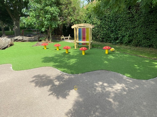 Vibrant outdoor classroom and seating area for school | Setter Shelters ...