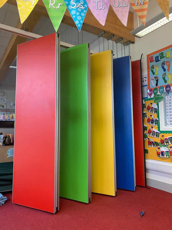 Colourful movable partition for school classroom | Moving Designs | ESI ...