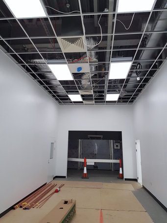 Lay-in metal grid ceilings | Modular Sterile Developments | ESI ...
