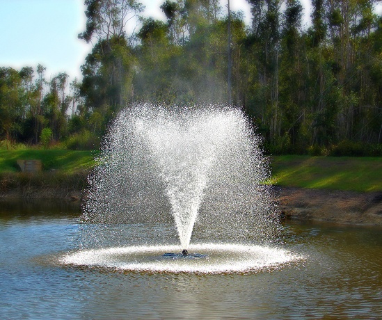 Masters Series floating lake fountains | Heathland Group | ESI External ...