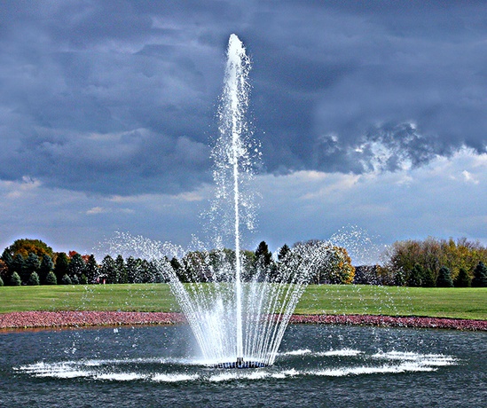 Masters Series floating lake fountains | Heathland Group | ESI External ...