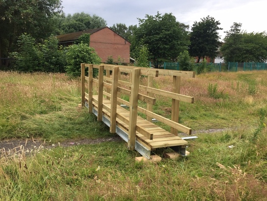 Pedestrian timber bridges | Countrywide Access installations | ESI ...