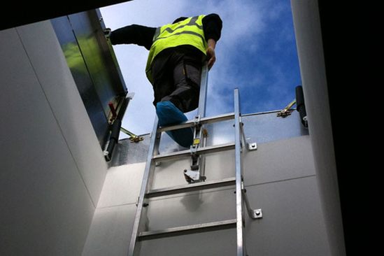 Type BL fixed vertical ladders in aluminium or steel | Bilco UK | ESI ...