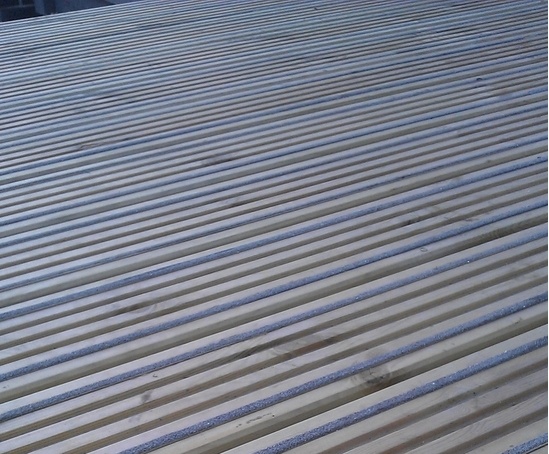 Q-Grip® slip-resistant, retrofit decking strips | Hoppings Softwood ...