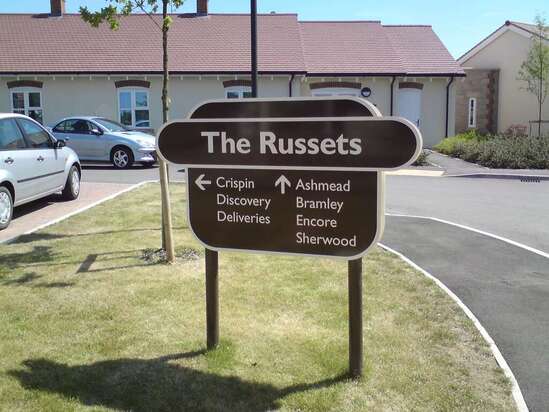 Bespoke post-mounted signs | Ward Signs | ESI External Works