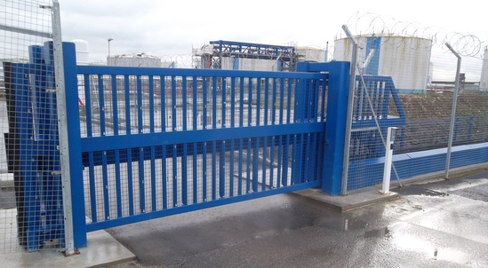 PAS 68 Terra Sliding Cantilevered Gate 7.5t @ 50mph | Frontier Pitts ...